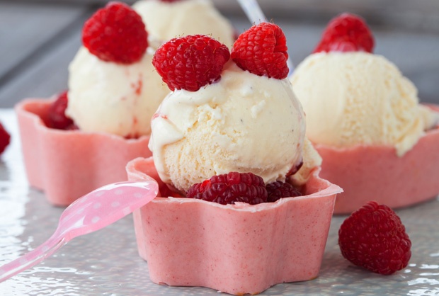 New and Innovative Ways of Serving Ice Cream